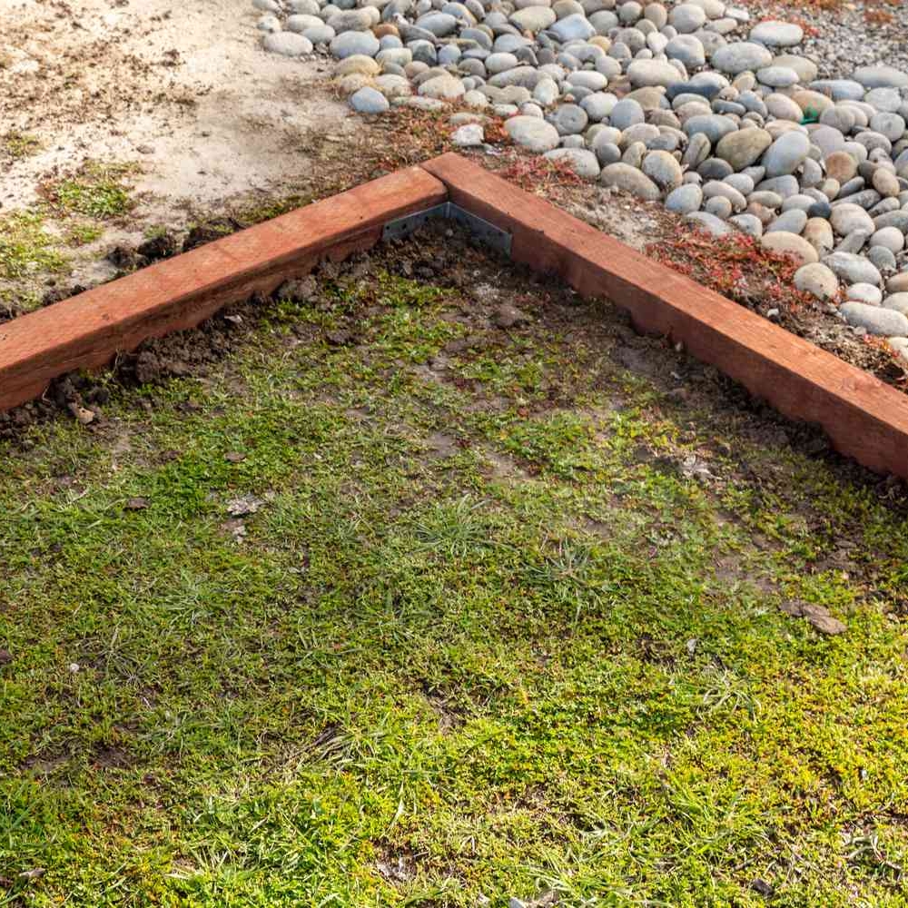 Professional Turf Laying in Kent – Get Your Free Quote Now